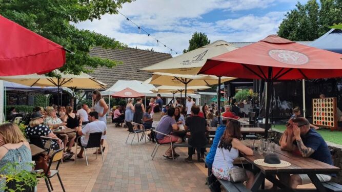 The George Harcourt Inn - LetsGoKids